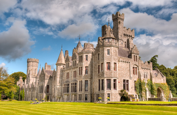 Humewood Castle czyli zamek-widmo – Dublinia pisze